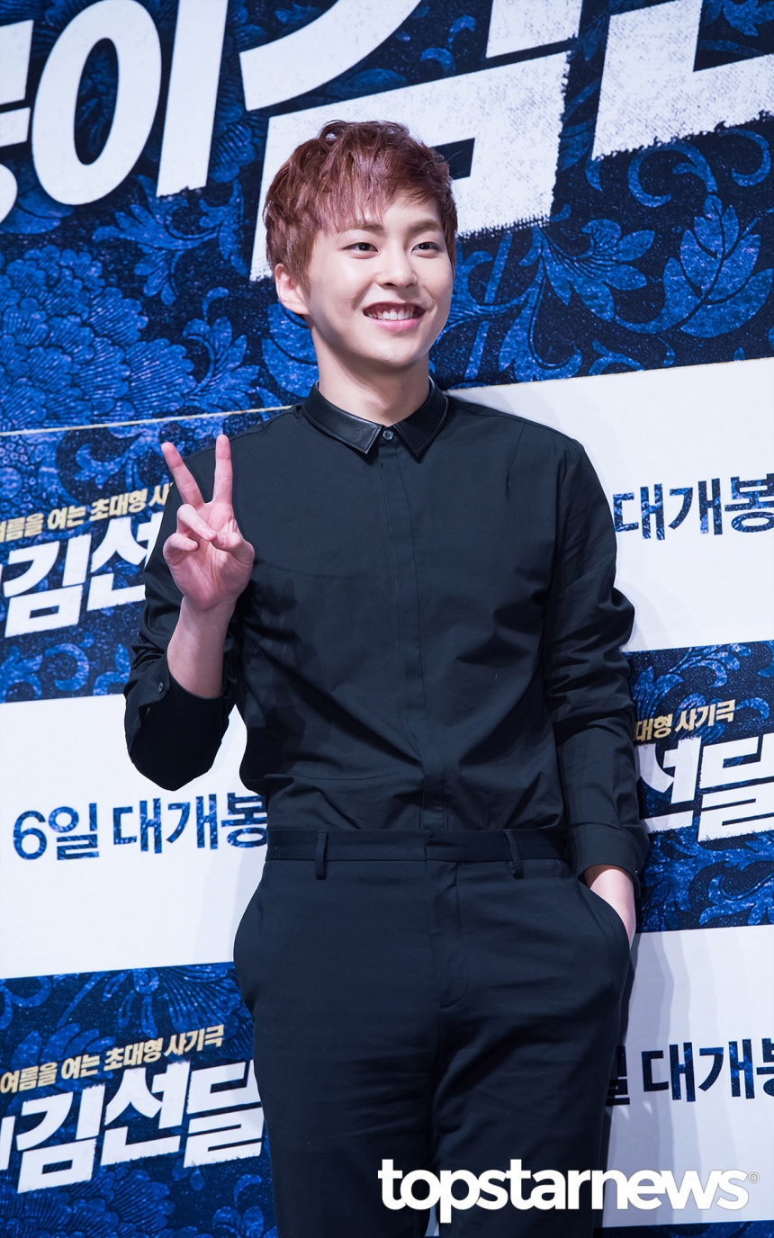 [HDthema] 拥有魅力嘴角的男偶像… ‘XIUMIN-温流-陆星材’ - 증일평(曾一平) 기자 - 톱스타뉴스