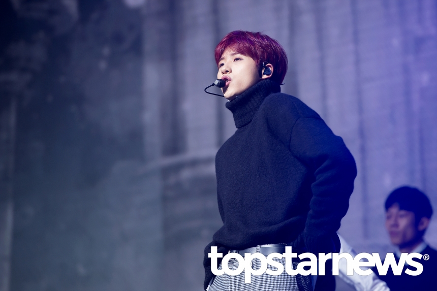 [HD포토] 비원에이포(B1A4) 신우, ‘만화책을 찢고 나왔어요’ - 김혜진 기자 - 톱스타뉴스