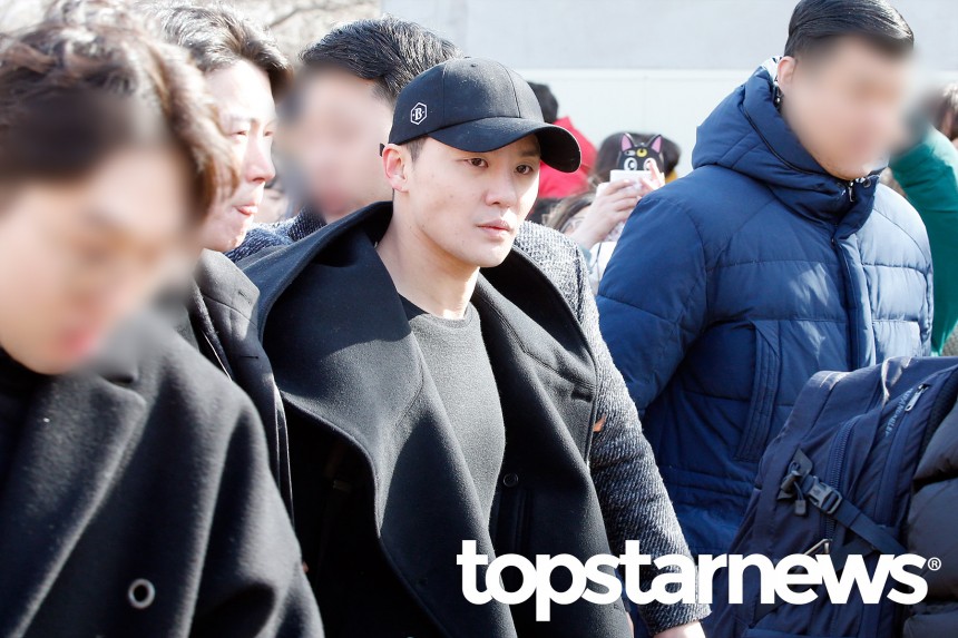 [UHD포토] 제이와이제이(JYJ) 김준수, ‘연병장으로 향하는 비장한 발걸음’ - 조슬기 기자 - 톱스타뉴스