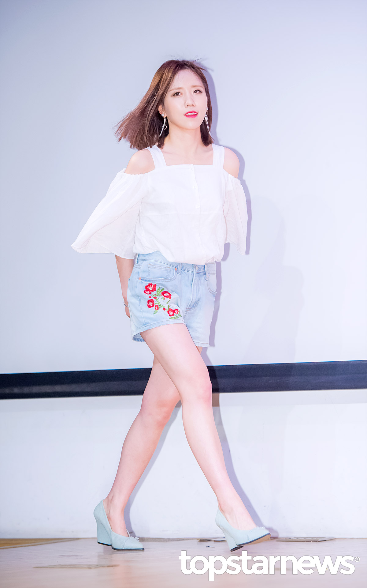 [HD포토] 러블리즈(Lovelyz) JIN, ‘떽띠 박명은’ - 최규석 기자 - 톱스타뉴스