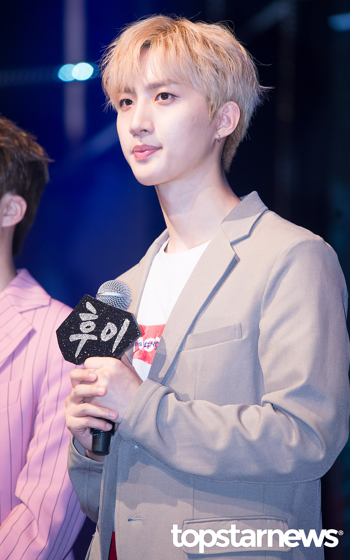 [hd포토] 펜타곤 Pentagon 후이 ‘펜타곤 리더입니다 최시율 기자 톱스타뉴스