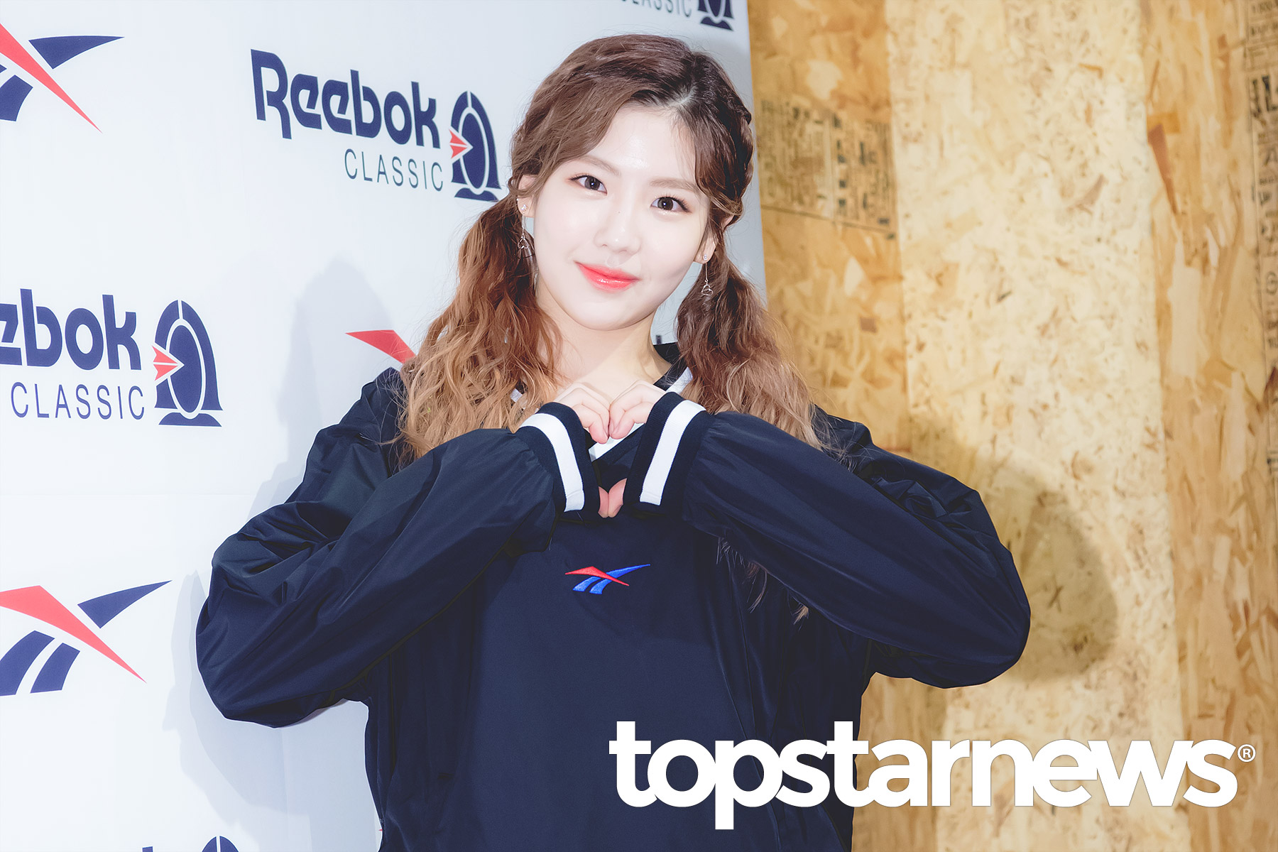 [UHD포토] 구구단(gugudan) 혜연, ‘바탕화면 하고싶은 아이컨택짤’ - 최규석 기자 - 톱스타뉴스