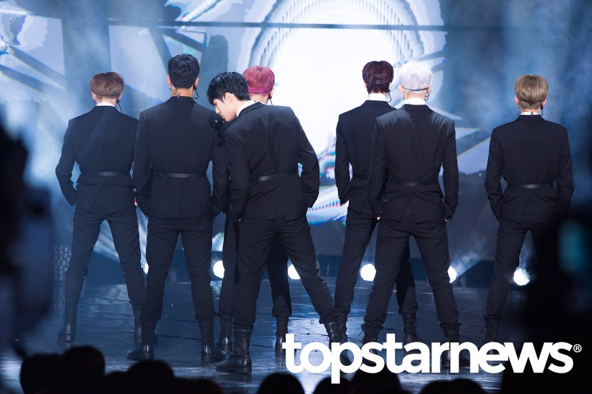 [UHD포토] 몬스타엑스(MONSTA X), ‘뒷모습도 멋진 일곱남자’ - 정송이 기자 - 톱스타뉴스