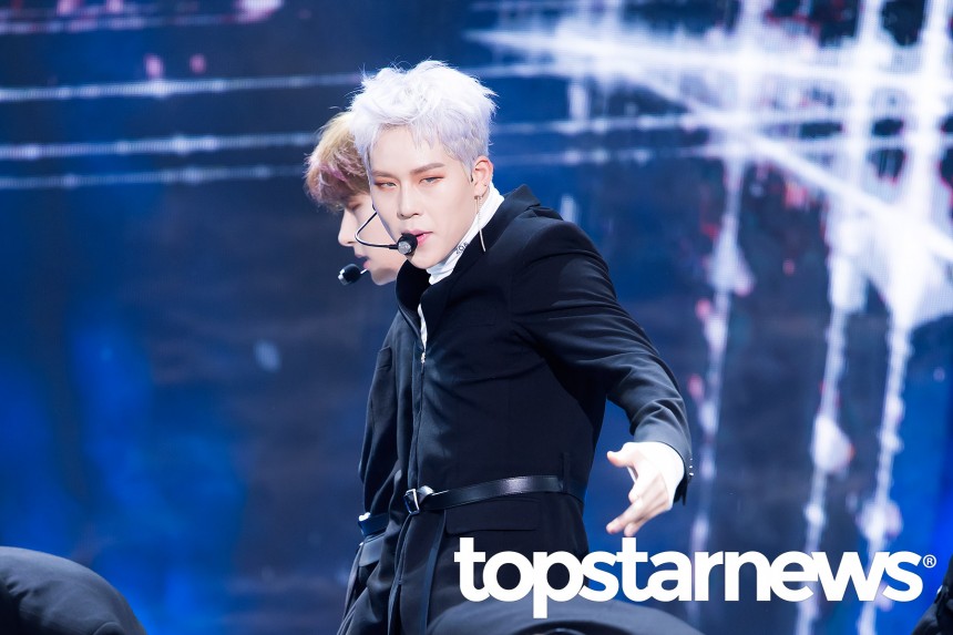 [UHD포토] 몬스타엑스(MONSTA X) 주헌, ‘몬베베 심멎하게 만드는 눈빛’ - 정송이 기자 - 톱스타뉴스