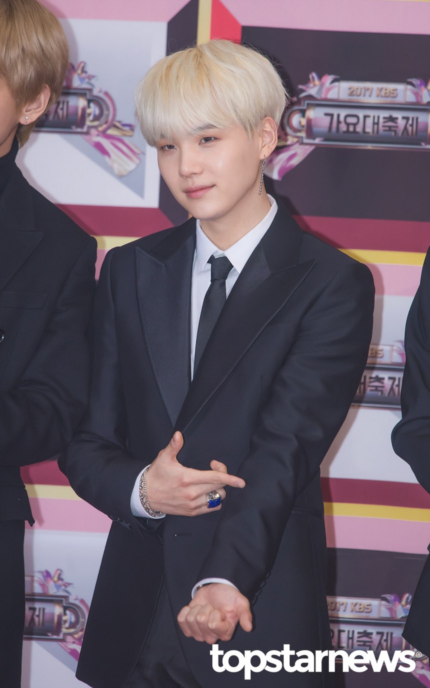 [HD포토] 방탄소년단(BTS) 슈가, ‘기록해둬야 할 미모’ (2017KBS가요대축제) - 정송이 기자 - 톱스타뉴스