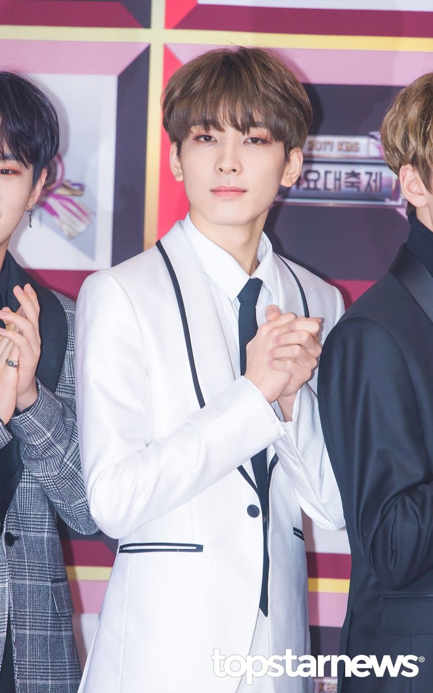 [HD포토] 세븐틴(SVT) 원우, ‘반할 수 밖에 없는 잘생김’ (2017KBS가요대축제) - 정송이 기자 - 톱스타뉴스